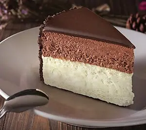 JUNIOR'S 7' Chocolate Mousse Cheesecake