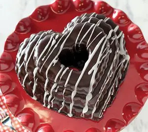 NORDICWARE Tiered Heart Bundt Pan