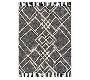 OX BAY TRADING CO. Ox Bay Trading Black/white Overtufted Diamond G Ometric Throw - One-color