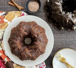 NORDICWARE Harvest Leaves Bundt Pan
