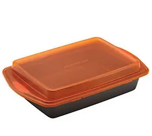 RACHAEL RAY 9' X 13' Covered Cake Pan
