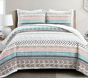 LUSH DECOR Hygge Geo 3pc King Quilt Set By - One-color