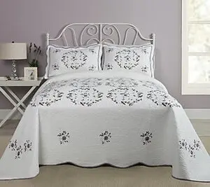 MODERN HEIRLOOM Gwen King Bedspread