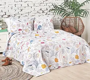 C&F HOME Brie Queen Quilt - One-color