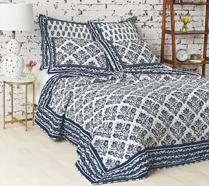 C&F HOME Cassie King Quilt - One-color