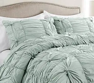 LUSH DECOR Bella 3-piece King Comforter Set By