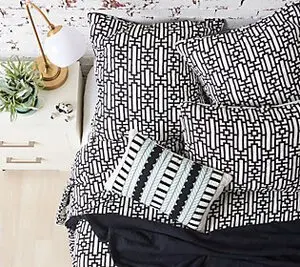 C&F HOME Naya Queen Quilt