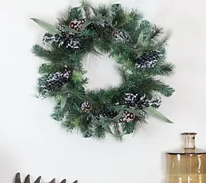 NORTHLIGHT Frosted Wreath
