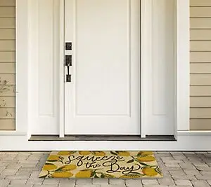 DESIGN IMPORTS Squeeze The Day Doormat