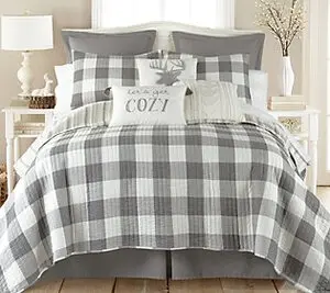 LEVTEX HOME Camden Full/queen Quilt Set By - One-color