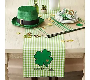 DESIGN IMPORTS Bit O' Luck 13' X 72' Embroidere Table Runner