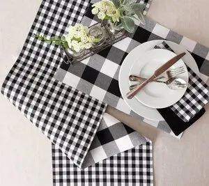 DESIGN IMPORTS Reversible Gingham Runner 14' X 2