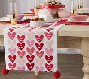 DESIGN IMPORTS Coversation Hearts Table Runner 4' X 72