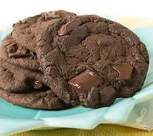 DAVID'S COOKIES 2-lb Fresh Baked Double Chocola Te Cookies - One-color