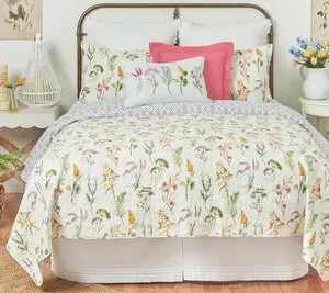 C&F HOME Genevieve King Quilt Set - One-color