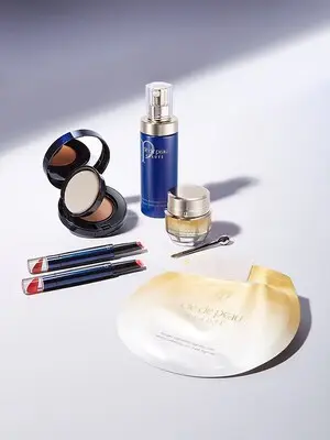CLE DE PEAU BEAUTE Vitality-enhancing Eye Mask Supreme