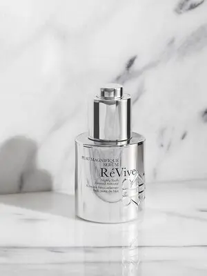 RÉVIVE Peau Magnifique Serum