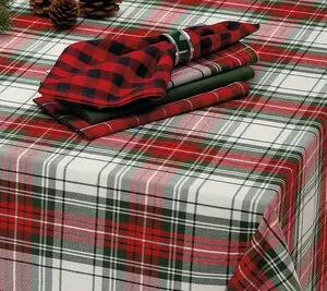 DESIGN IMPORTS Christmas Plaid Tablecloth 52' X 52