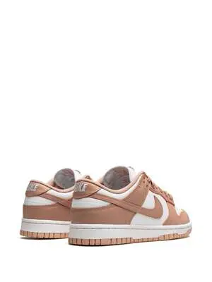 Nike Dunk Low Sneakers