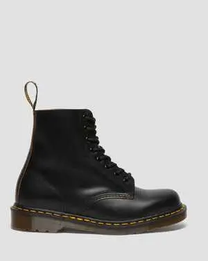 Dr. Martens 1460 Vintage Made Combat Boots - Black