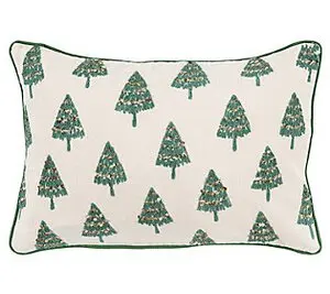 HOMEROOTS Ivory & Green Christmas Tree Lumbar T Row Pillow - One-color
