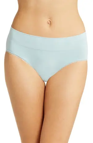 Wacoal Feeling Flexible Hipster Briefs Ether