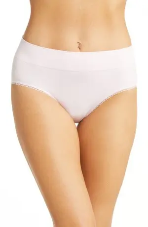 Wacoal Feeling Flexible Hipster Briefs Pale Pink