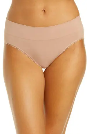 Wacoal Feeling Flexible Hipster Briefs Roebuck