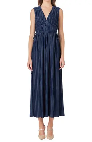 Endless Rose Sleeveless Micropleat Maxi Dress