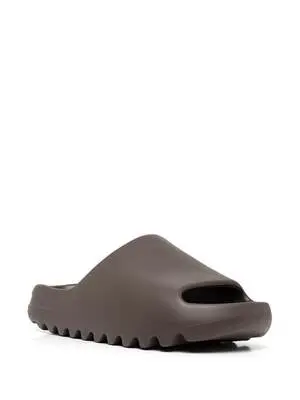 ADIDAS X YEEZY Yeezy Soot Slides - Brown