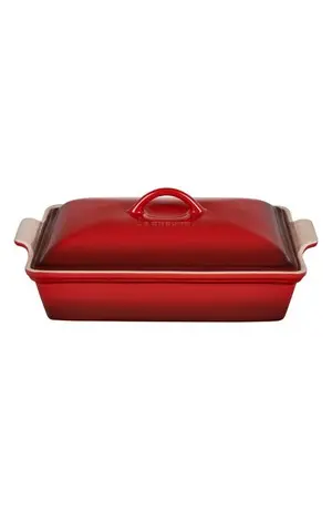 LE CREUSET 4-quart Rectangular Stoneware Casserole With Lid Cerise