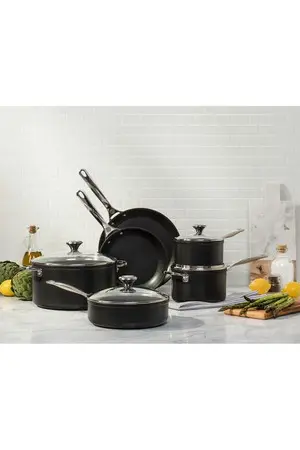 LE CREUSET 10-piece Toughened Nonstick Pro Cookware Set - Black