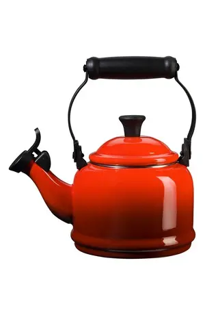 LE CREUSET Demi Tea Kettle Cerise
