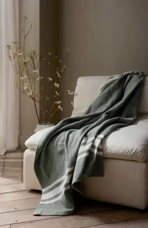 COYUCHI Cirrus Organic Cotton Blanket - Cypress