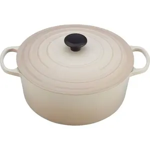 LE CREUSET Signature 4.5-quart Round Enamel Cast Iron Dutch Oven White Marble