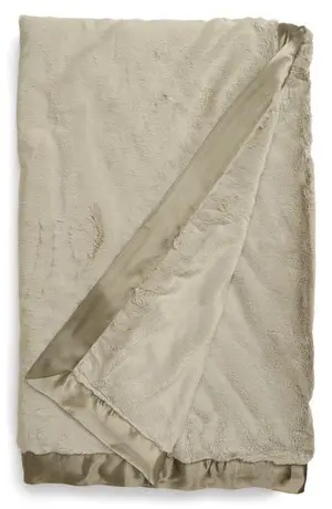 LITTLE GIRAFFE Giraffe At Home Luxe™ Faux Fur Throw Flax