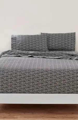 Marimekko Pikkuinen Unikko 200 Thread Count Cotton Sheet Set