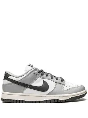 Nike Dunk Low Sneakers - White