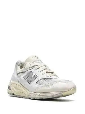 NEW BALANCE 990 V2 Made In Usa Sneakers - White