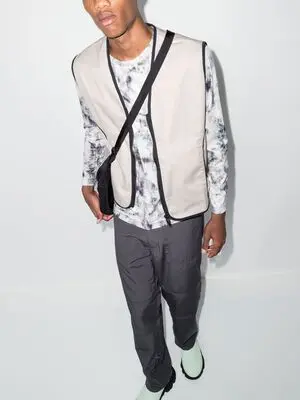 GR10K Zip-fastening Sleeveless Jacket - Neutrals