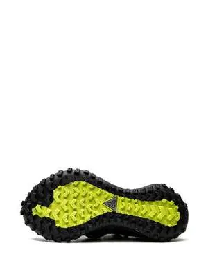 Nike Mountain Fly Low Gore-tex Se Sneakers