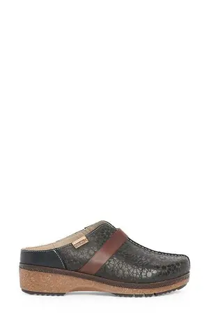 Pikolinos Granada Floral Embossed Clogs - Black