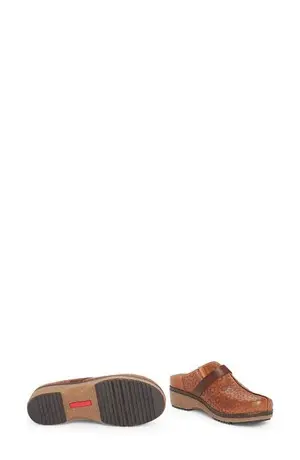 Pikolinos Granada Floral Embossed Clogs