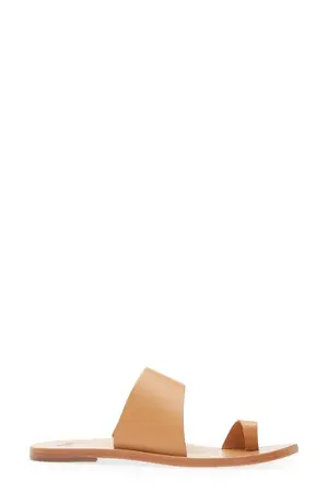 Beek Finch Toe Loop Sandal