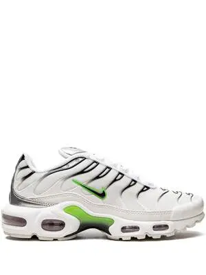 Nike Air Max Plus Sneakers