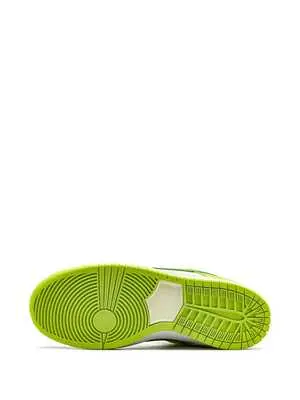 Nike Sb Dunk Low Pro Apple Sneakers - Green