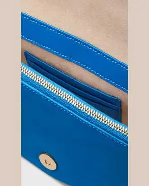Cult Gaia Azariah Coil Top-handle Bag - Camel