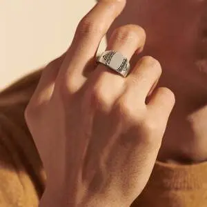 John Hardy Classic Chain Signet Ring