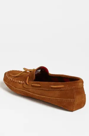 Minnetonka Fleece Lined Slipper