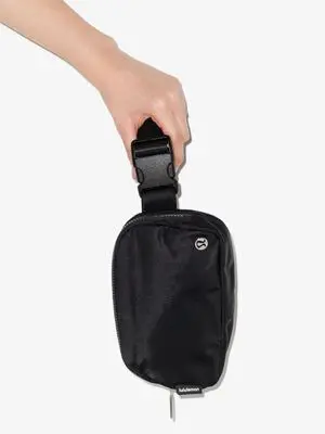 Lululemon Everywhere Belt Bag